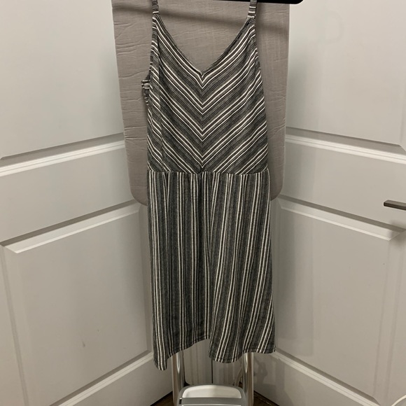 Universal Thread | Dresses | Nwt Universal Thread Fit And Flare Summer ...